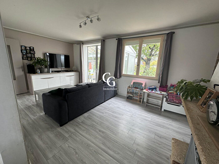 Maison à vendre - Vieillevigne - 6 pièces - 5 chambres