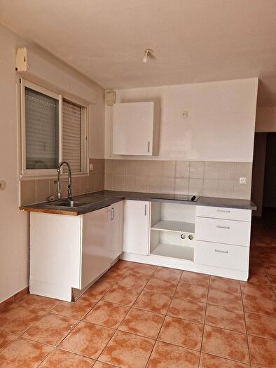 Appartement à louer - Villeneuve-lès-Béziers - 2 pièces - 1 chambre