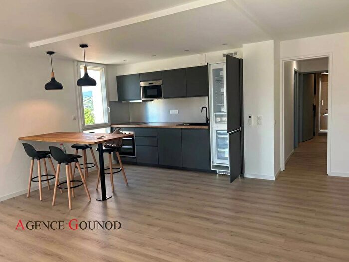 Appartement 4 pièces à louer à Nice