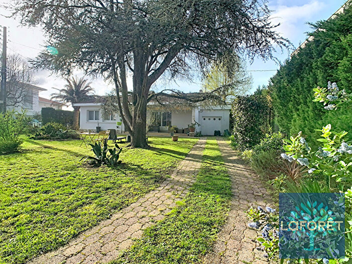 Maison à louer - Dax, Centre-ville, Saint-Vincent - 4 pièces - 3 chambres