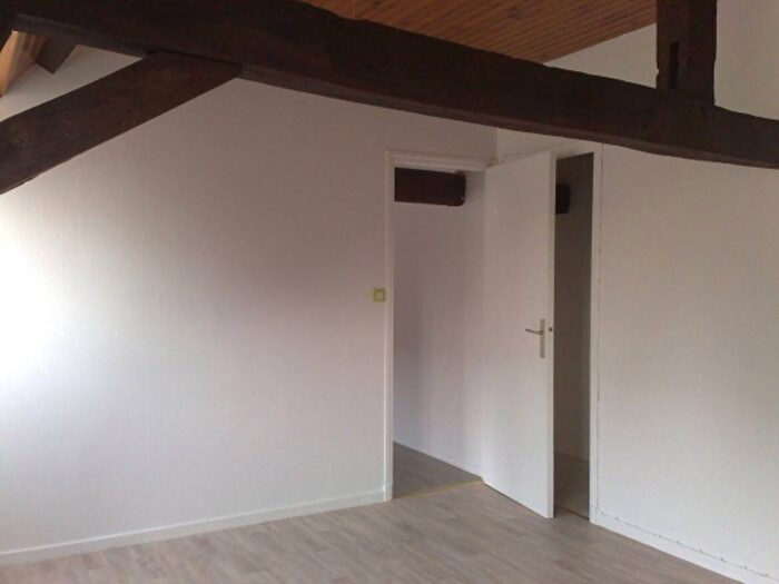 Appartement 2 pièces à louer - Centre-Neuf Bourg-Quesnoy-Delsaux-Musée-Cannoniers-Gare, Valenciennes