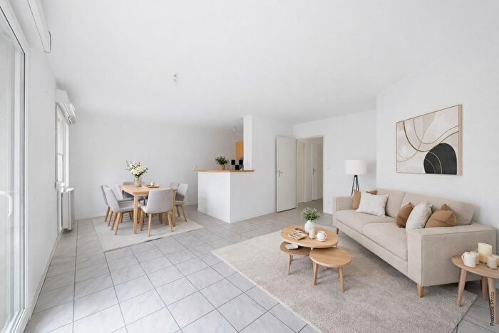 Appartement à vendre - Saint-Jean - 3 pièces - 2 chambres