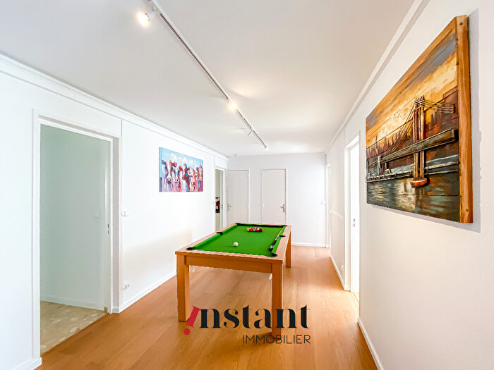 Appartement à louer - Bron, Rebufer - 1 pièce - 1 chambre