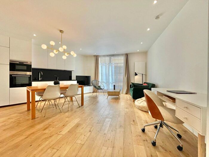 Appartement à louer - Paris ème arrondissement - 2 pièces - 1 chambre