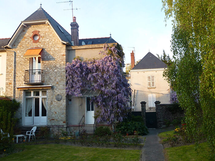Maison à vendre - Quartiers Centre, Fougères, Sévigné - 5 pièces - 3 chambres