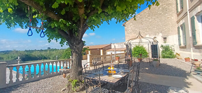 Maison à vendre - Ouveillan - 7 pièces - 4 chambres