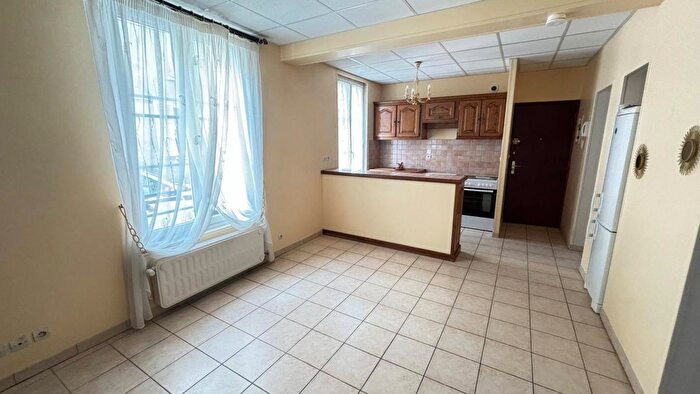 Appartement à louer - Chesneaux, Château-Thierry - 2 pièces - 1 chambre