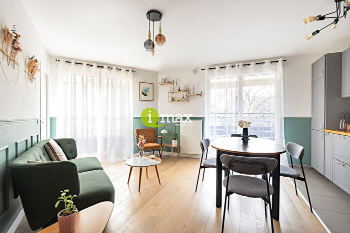 Appartement à vendre - Clichy, Berges de Seine, Beaujon - 4 pièces - 2 chambres