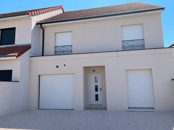 Saint-Julien : Maison 7 pièces à vendre