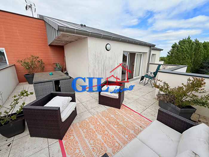 Vert-Saint-Denis : Appartement 3 pièces à vendre