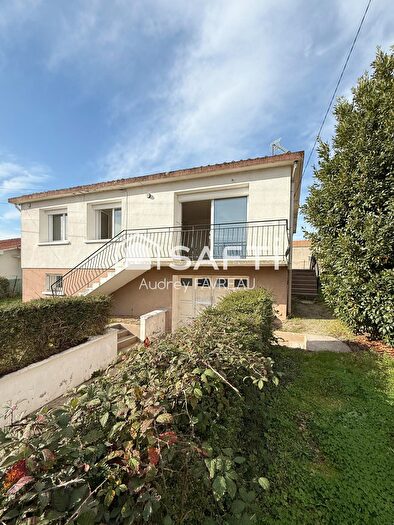Maison à vendre - Châtillon-sur-Thouet - 4 pièces - 2 chambres