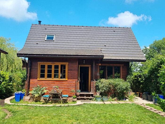 Réau - Maison 5 pièces à vendre