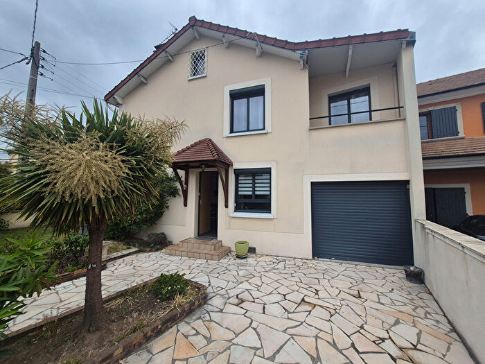 Maison à vendre - Le Blanc-Mesnil, Sud - 6 pièces - 4 chambres