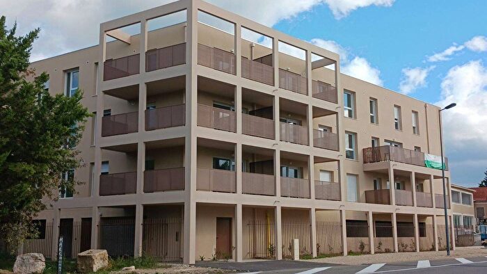 Appartement à louer - Basses Ferrailles-Jas, Cavaillon - 2 pièces - 1 chambre