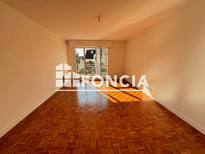 Appartement à louer - Mederic, La Garenne-Colombes - 3 pièces - 2 chambres