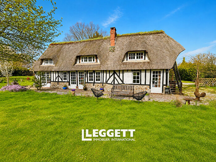 Maison 8 pièces à vendre à Saint-Léger-de-Rôtes