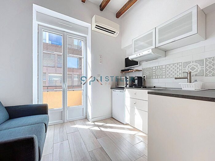 Appartement à louer - Gare, Ajaccio - 1 pièce