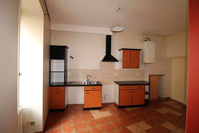 Appartement à louer - Millau, Centre-ville - 4 pièces - 3 chambres