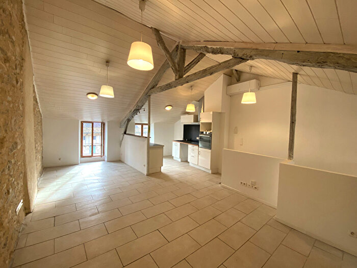 Appartement à louer - Caylus - 3 pièces - 2 chambres