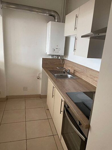 Appartement à louer - Centre Ville, Montivilliers - 4 pièces - 3 chambres