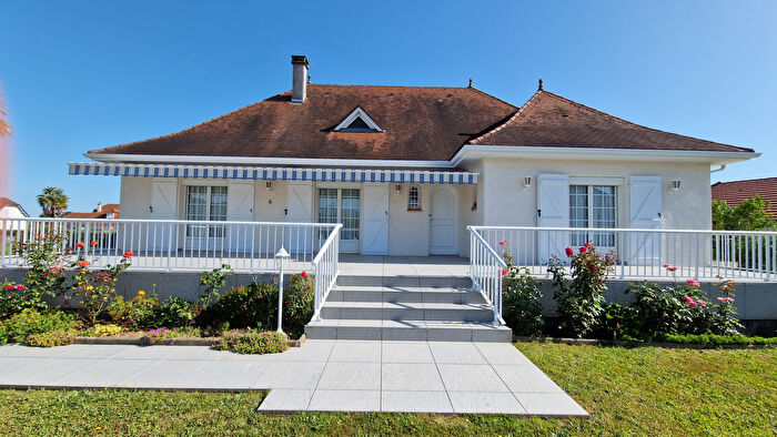Agnos : Maison 4 pièces à vendre