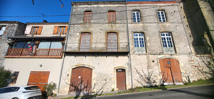Maison à vendre - Saint-Pastour - 3 pièces - 2 chambres