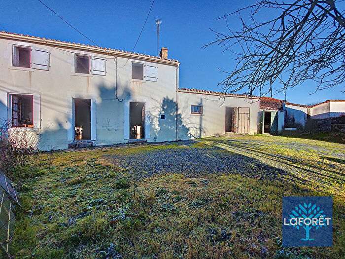 Maison à vendre - Chantonnay - 2 pièces - 1 chambre