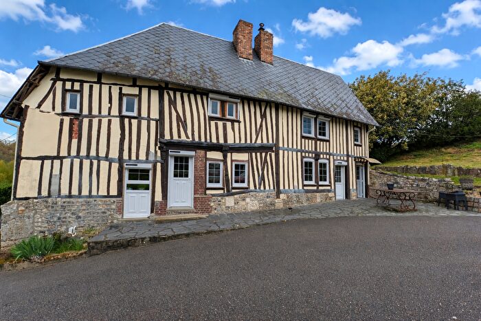 Maison à vendre - Lillebonne - 4 pièces - 3 chambres