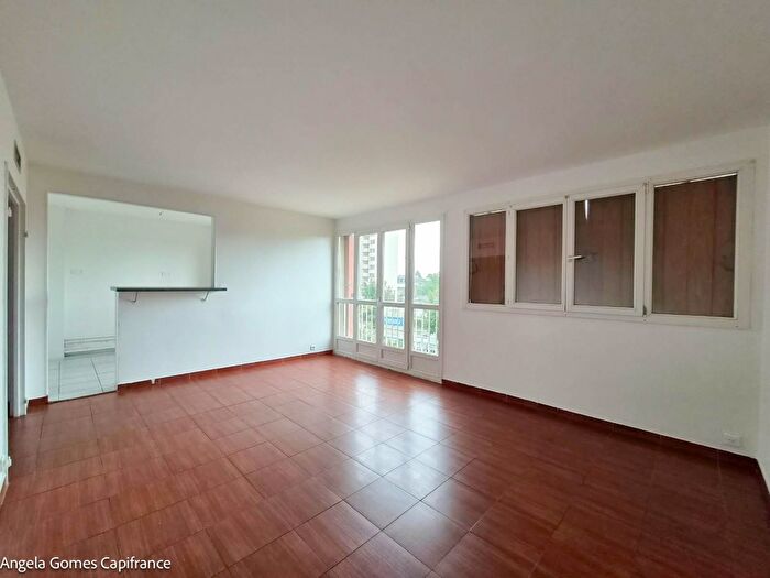 Appartement 4 pièces à vendre - Neuilly-sur-Marne, Carnot, République