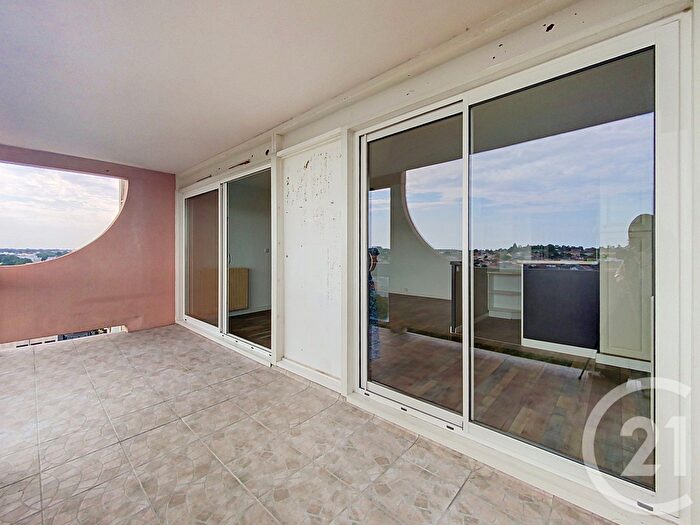 Appartement 4 pièces à Cholet, Lorraine, à louer