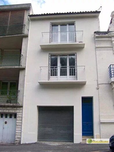 Appartement à louer - Vieil Angoulême-Centre Ville - 2 pièces - 1 chambre