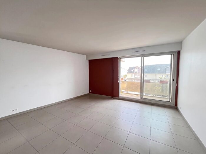 Clichy, Berges de Seine, Beaujon : Appartement 4 pièces à louer