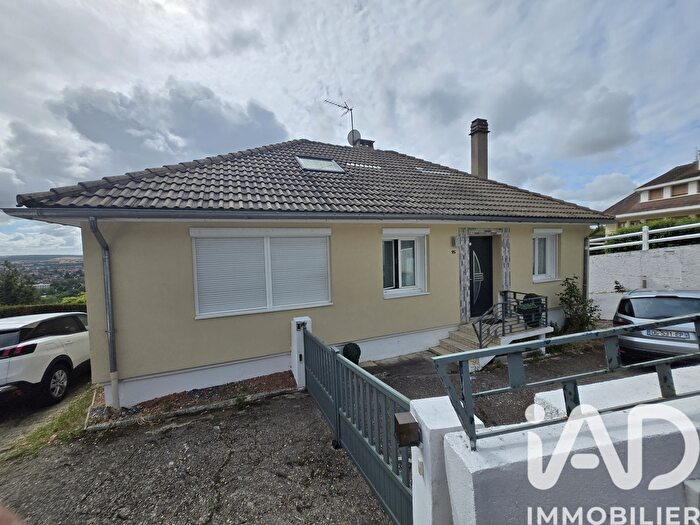 Maison 5 pièces à Paron, à vendre