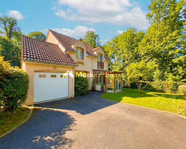 Maison à vendre - Saint-Germain-en-Laye - 8 pièces - 5 chambres