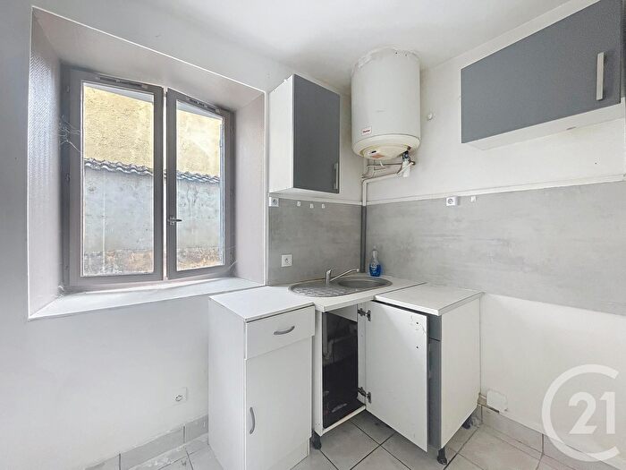 Appartement à vendre - Montereau-Fault-Yonne, Ville basse - 3 pièces - 2 chambres