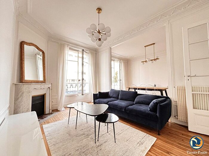 Appartement à louer - Violet Commerce, Paris ème arrondissement - 2 pièces - 1 chambre