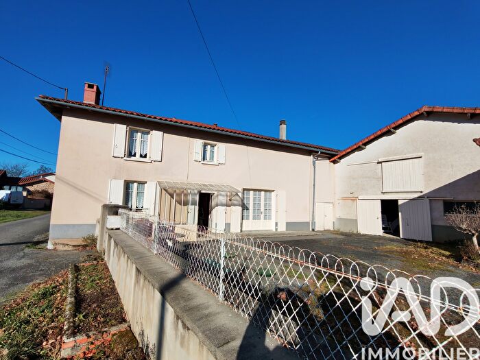 Maison à vendre - Pressignac - 5 pièces - 3 chambres