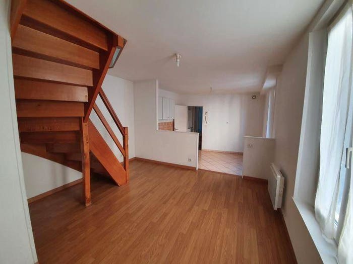Aubigny-sur-Nère - Appartement 4 pièces à louer