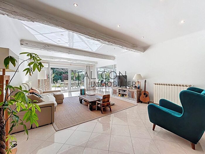 Maison à louer - Falicon - 7 pièces