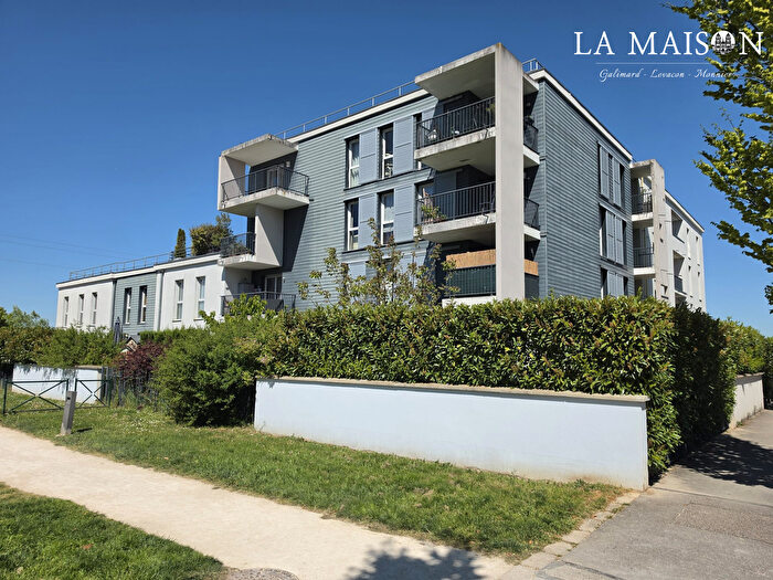 Appartement à vendre - Chevigny-Saint-Sauveur - 3 pièces - 2 chambres