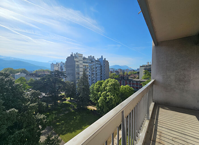 Grenoble, Eaux-Claires, Mistral : Appartement 4 pièces à vendre