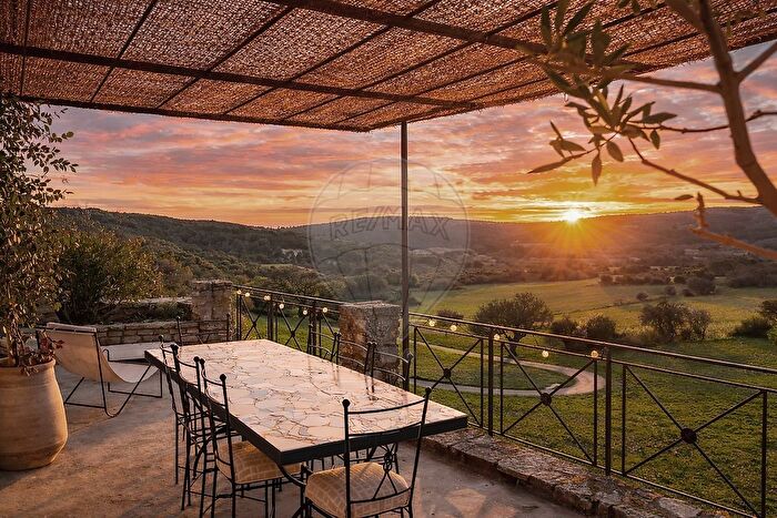 Maison à vendre - Murs - 6 pièces - 3 chambres