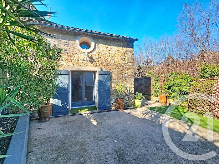 Maison à vendre - Saint-Vincent-de-Barbeyrargues - 5 pièces - 3 chambres