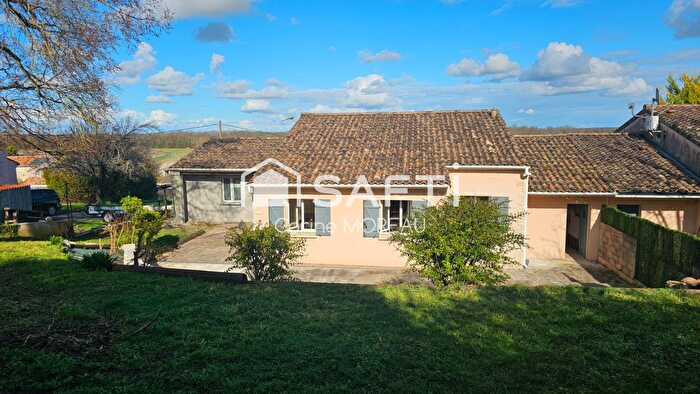 Maison à vendre - Roullet-Saint-Estèphe - 4 pièces - 3 chambres