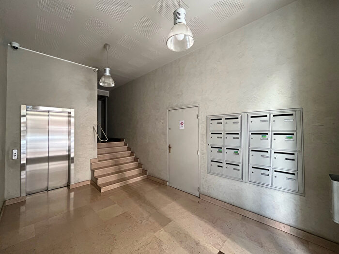 Marseille 4ème, Les Chartreux : Appartement 2 pièces à louer