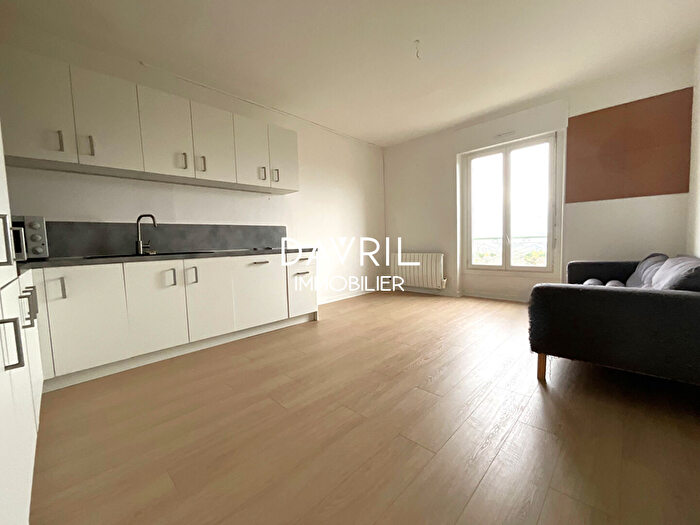 Appartement à vendre - Chanteloup-les-Vignes - 3 pièces - 2 chambres