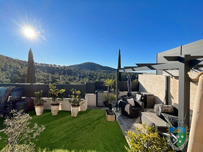 Maison 4 pièces à La Londe-les-Maures, Valcros, Alicastre, Haut Pansard, Bas Pansard, Le Pin, à vendre