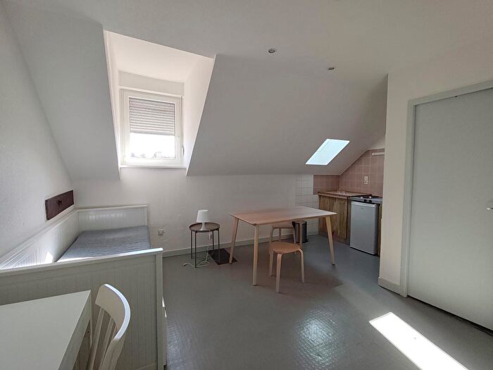 Appartement 1 pièce à Belfort, Centre-ville, Fb de Montbéliard, à louer