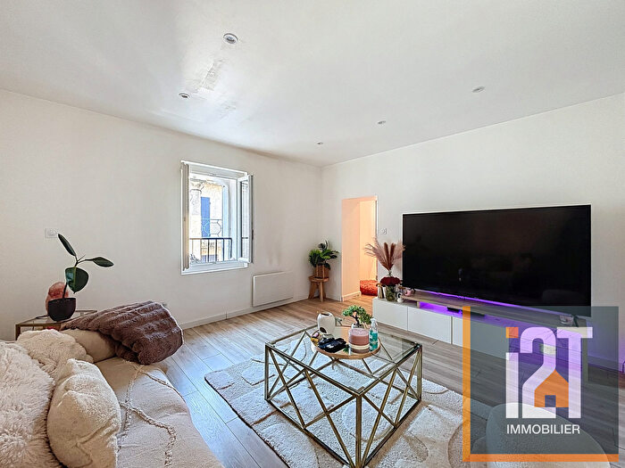 Jonquières-Saint-Vincent : Maison 3 pièces à vendre