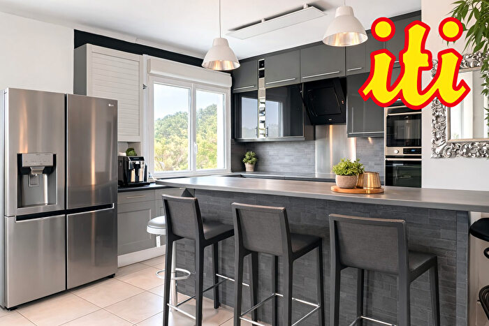 Maison à vendre - Château-dOlonne, Le Petit Paris, Le Village du Bois de Saint-Jean - 5 pièces - 4 chambres